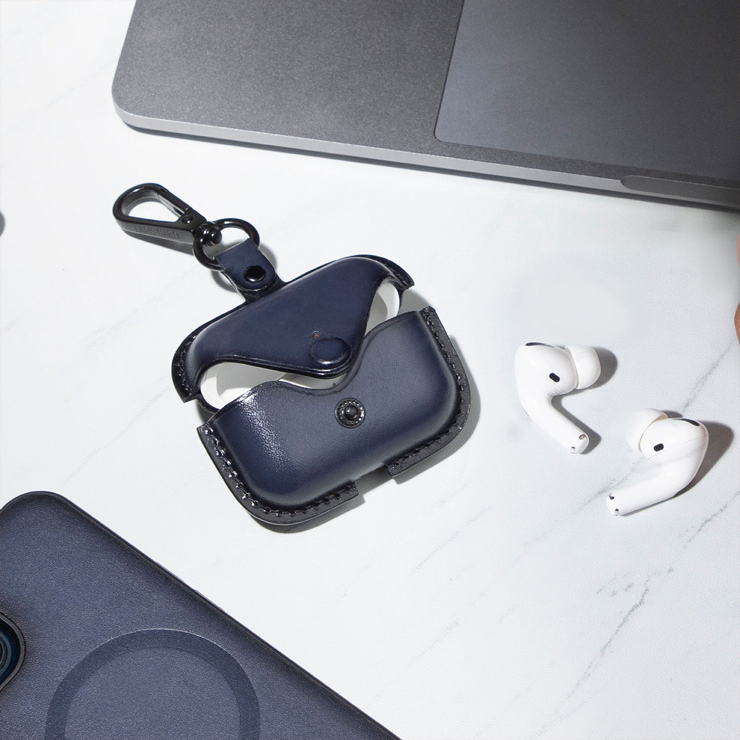 Buy Ducorium Navy Leather AirPod Pro Case Online